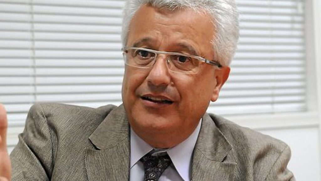 Immersion dans un Liban à terre avec Elie Aboud